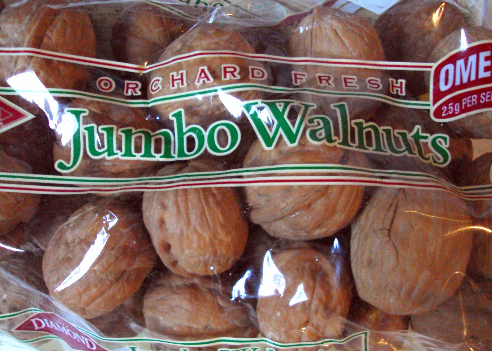 Spunky Junky: {Tutorial Tuesday} Walnut Wreath