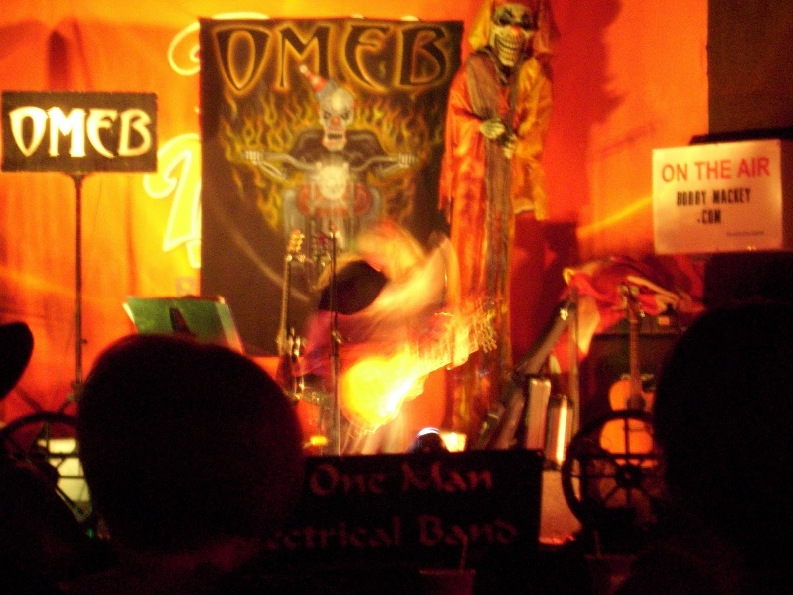 That Crashing Sound: OMEB Halloween at Bobby Mackey's