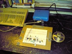 PS/2 Keyboard driven Morse code Generator
