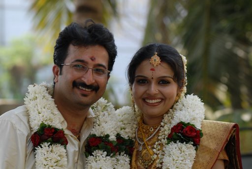 remya raveendran marriage photos - layerhairstyles: remya raveendran ...