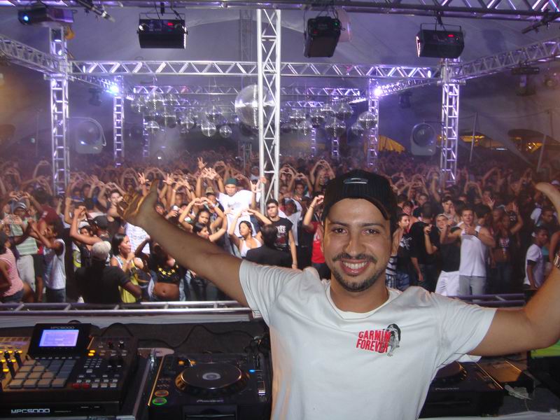 MUNDO FUNK: O ENDEREÇO DOS BAILES EU VOU FALAR PRA VC