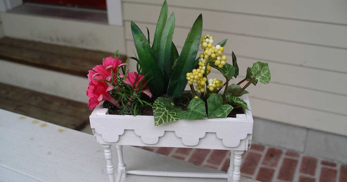 Grazhina's Miniatures : How to make a miniature planter