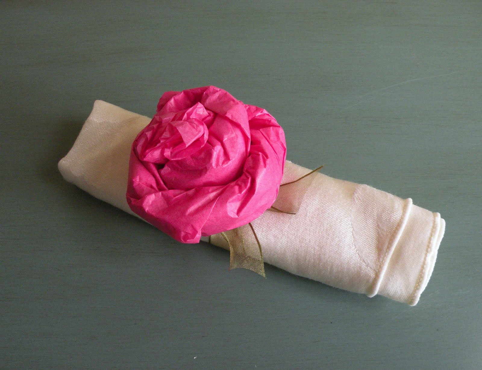 Icing Designs: DIY Tissue Paper Rosettes