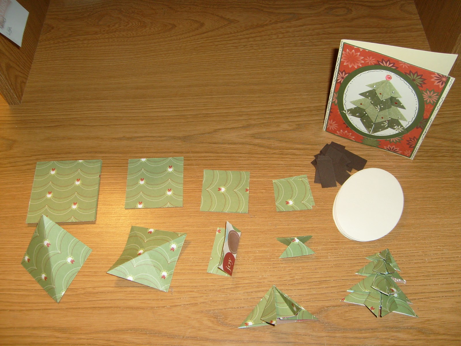 LoveLee Notes: Paper Folded Christmas Trees