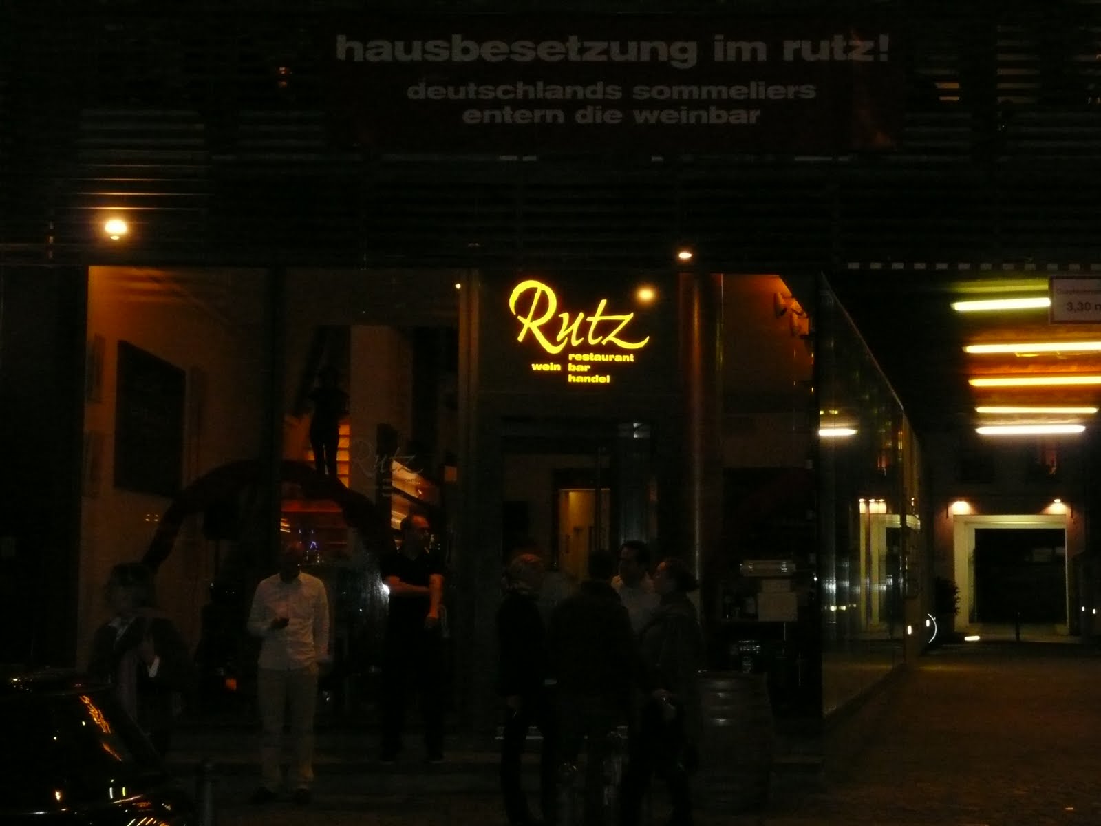 schiller-wine: Billy Wagner Invited to the 10th Bottle Party at Wein ...