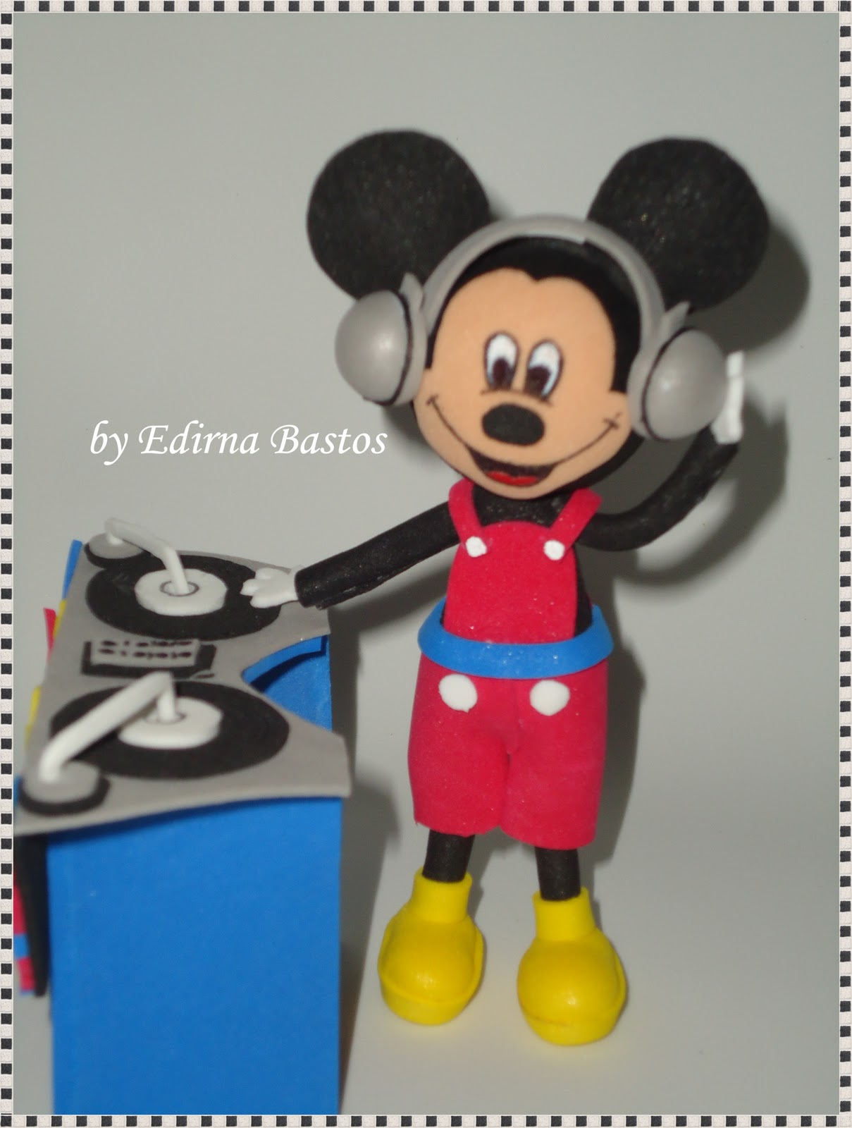 ♥ Ateliê by Edirna ♥: Mickey Dj 10cm