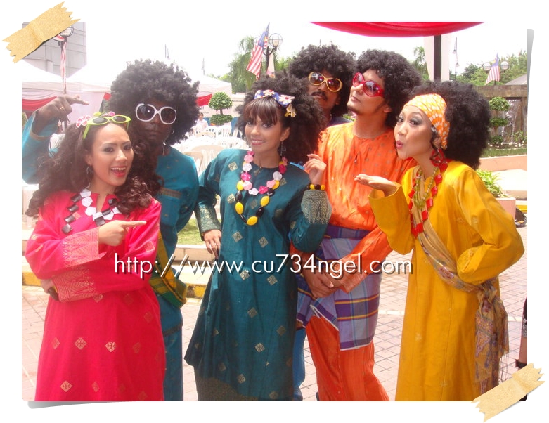 cu734ngel..AnD HeR MaGiCaL cArT....: Tv3 Retro Hari Raya