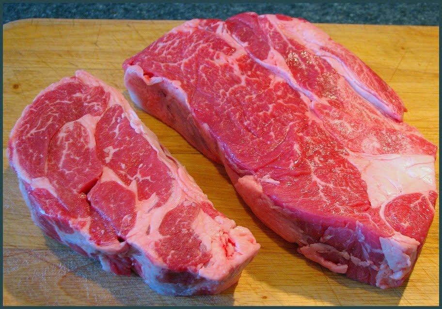 Fat Johnny's Front Porch: Chuck Roll 101