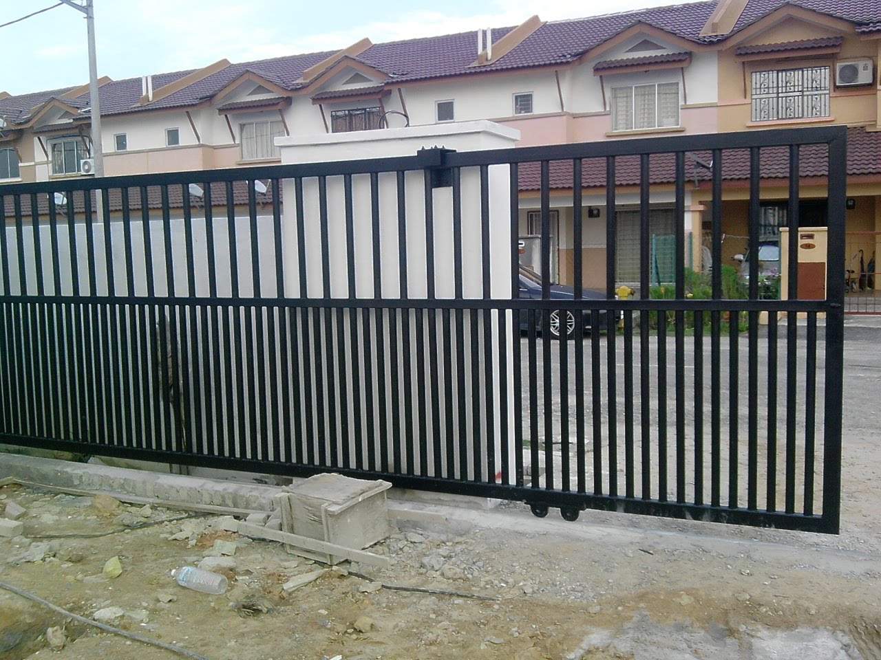 Surau Al Hidayah Bandar Saujana Putra: Surau Sekarang, Pagar Utama dan ...