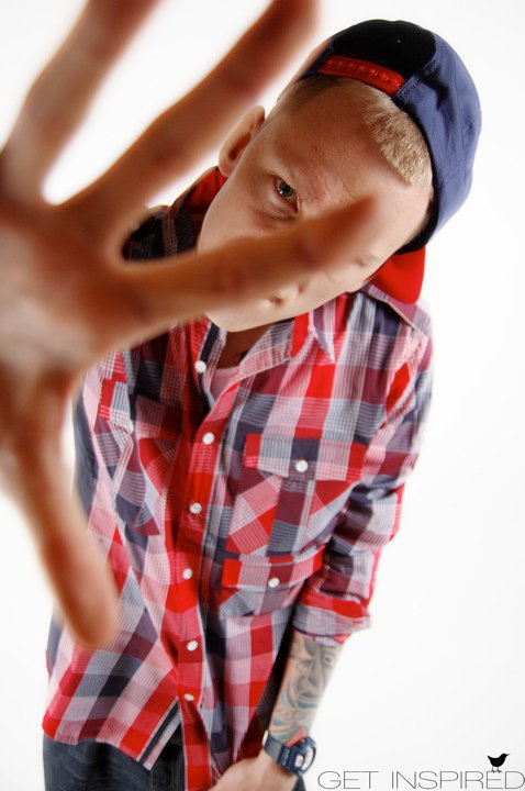 .Never Ending Checks.: NEW MGK VIDEO