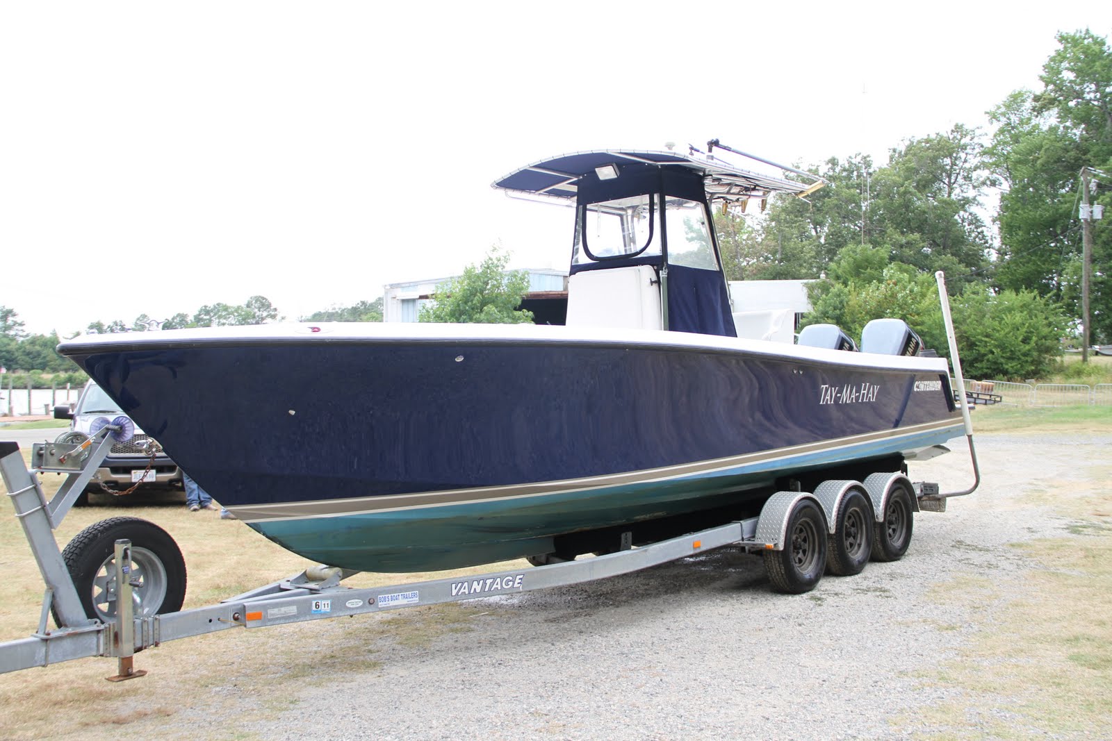 For Sale: BOAT - 1999 30ft. Contender w/ new motor