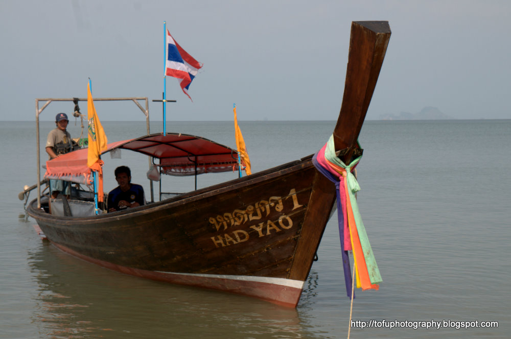 Tofu Photography: Long tail boat