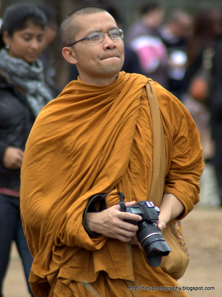 Tofu Photography: Camera monk!