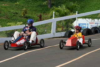 Blunoz Random Ramblings: Box Car Racing