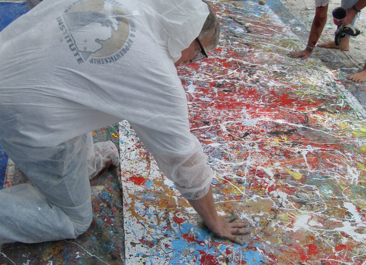 revelatorART: teaching splatter painting to adults