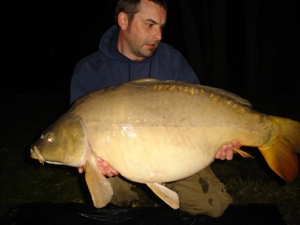 Carp fishing with Hortonfishing.com: Graviere de la Traque : James Ball ...