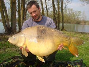 Carp fishing with Hortonfishing.com: Graviere de la Traque : James Ball ...