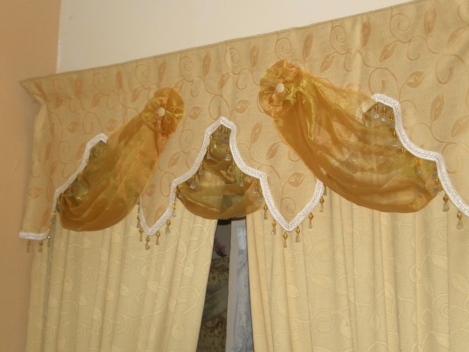 Langsir Scallop | Yang Murni Collection