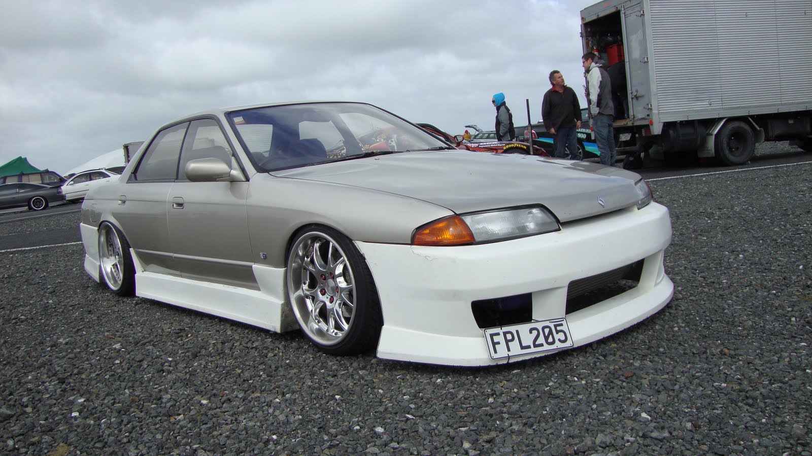 zerofighter.co.nz: r32 + bn + NZ