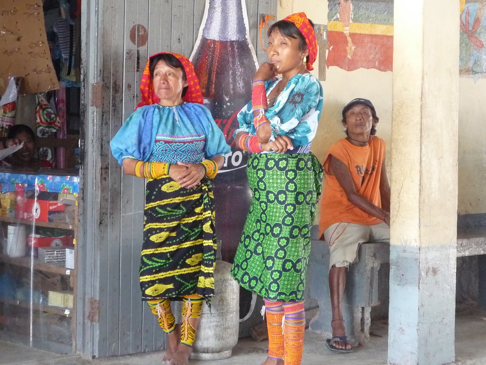 Christy in Chicago: San Blas...Kuna People