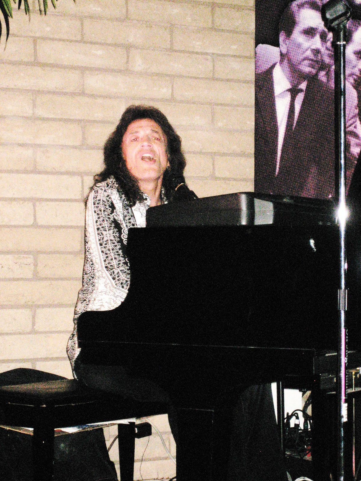 Kelly Clinton's Open Mic Cabaret: The Buzz: Photoplay - 1st Anniversary ...