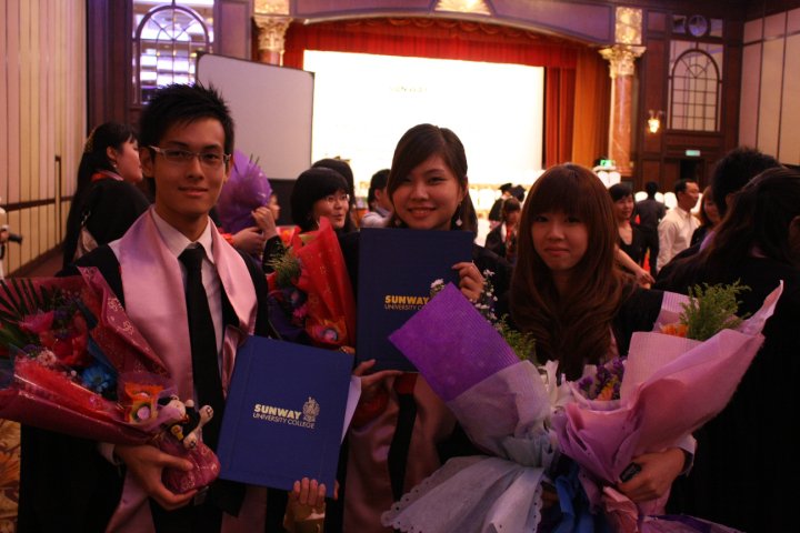 ENJOY: 1/10/2010 Sunway University Graduation Ceremony