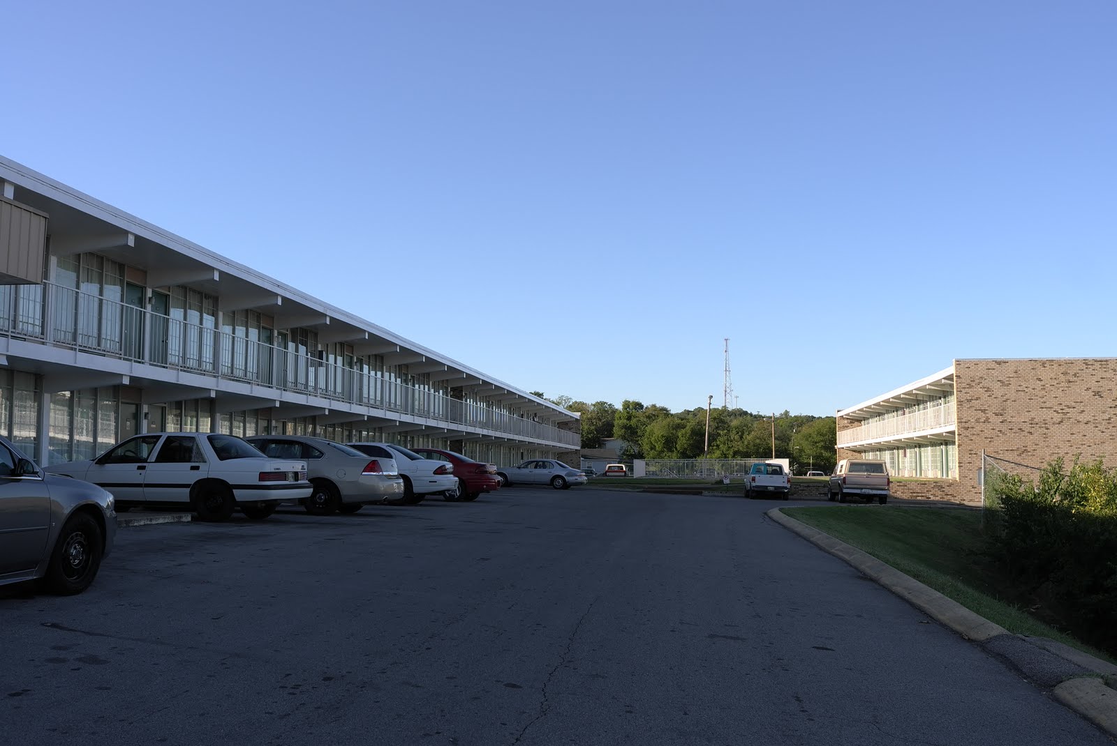 Motor Hotel: Nashville - Tennessee / Hallmark Inn