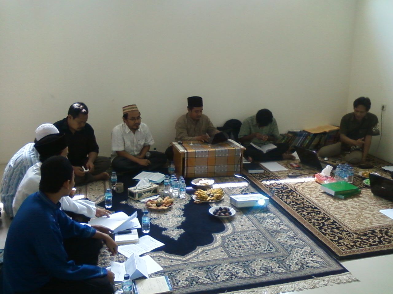 Rumah Kitab: Bahtsul Masail Tentang Hukum Melakukan Kekerasan Atas Nama ...