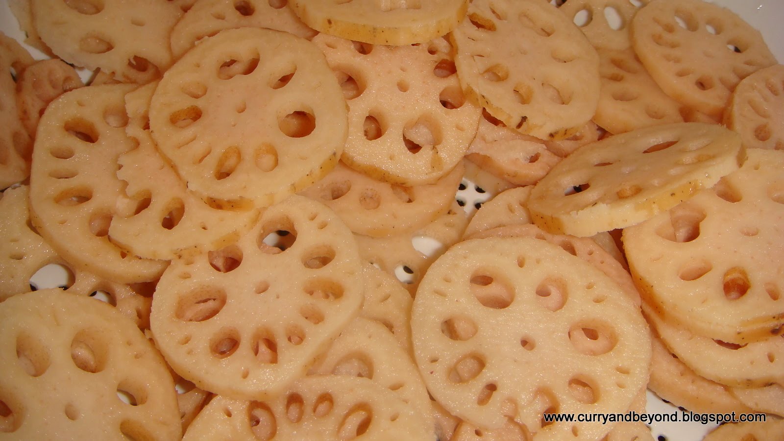 Curry And Beyond: Curried Lotus Roots with Potatoes - Kamal Kakdi Aur ...