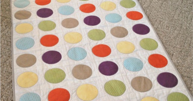 Bijou Lovely: the circle quilt tutorial, part one: creating your blocks.