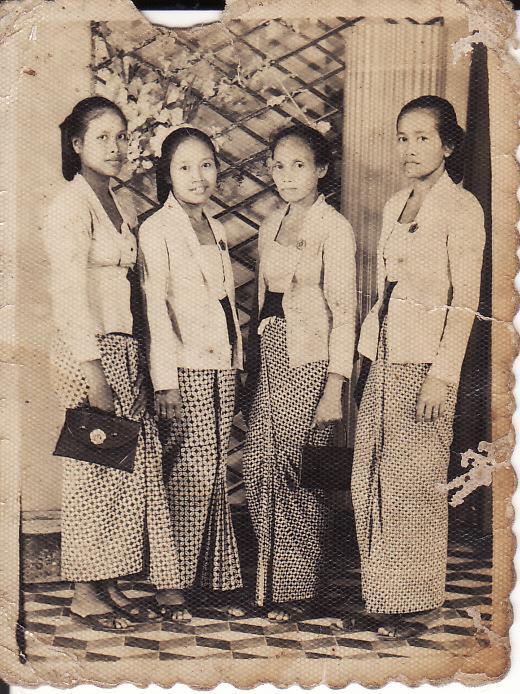 Trah Panembahan Wongsopati Ing Klero: In Memoriam Eyang Putri RA. Siti ...