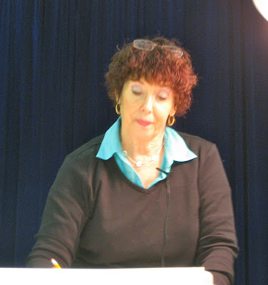 An Artist Labyrinth: Ginny Stiles CZT: Janet Roger's watercolor ...