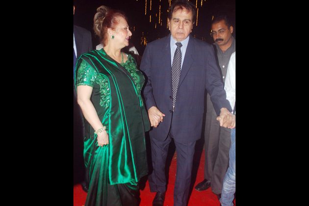 Celebrities attended the wedding of Narayan Rane's son Nitish Rane with ...