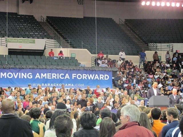 JammieWearingFool: Sign of the Times: Thousands of Empty Seats at Obama ...