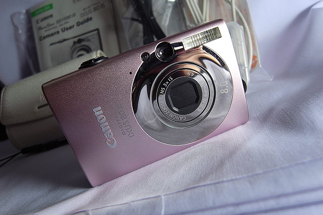 OKberry: Canon IXUS 80IS Pink