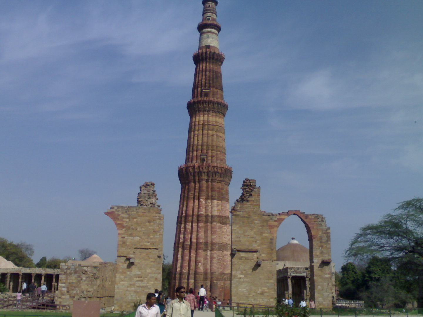 Visit India: Kutub Minar