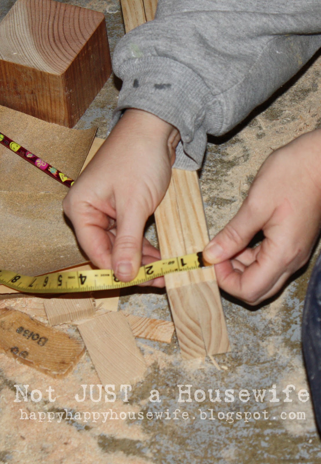 How to build a simple side table - Stacy Risenmay