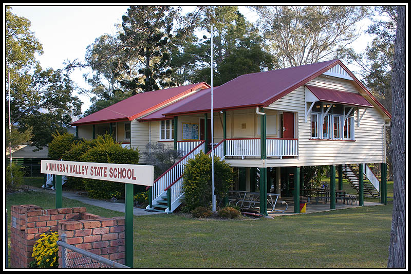 Helsie's Happenings: QUEENSLAND PRIMARY SCHOOLS