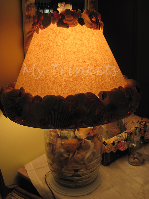 My Trinkets: Seashell Lamp