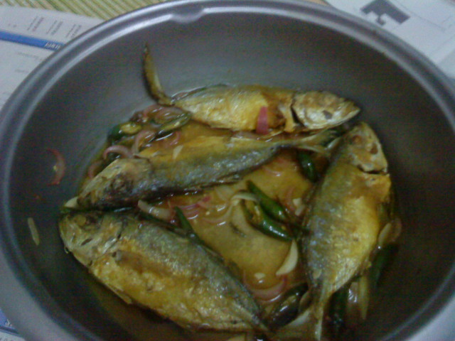 IKAN MATA BESAR MASAK ASAM | AKUSEADEAD™