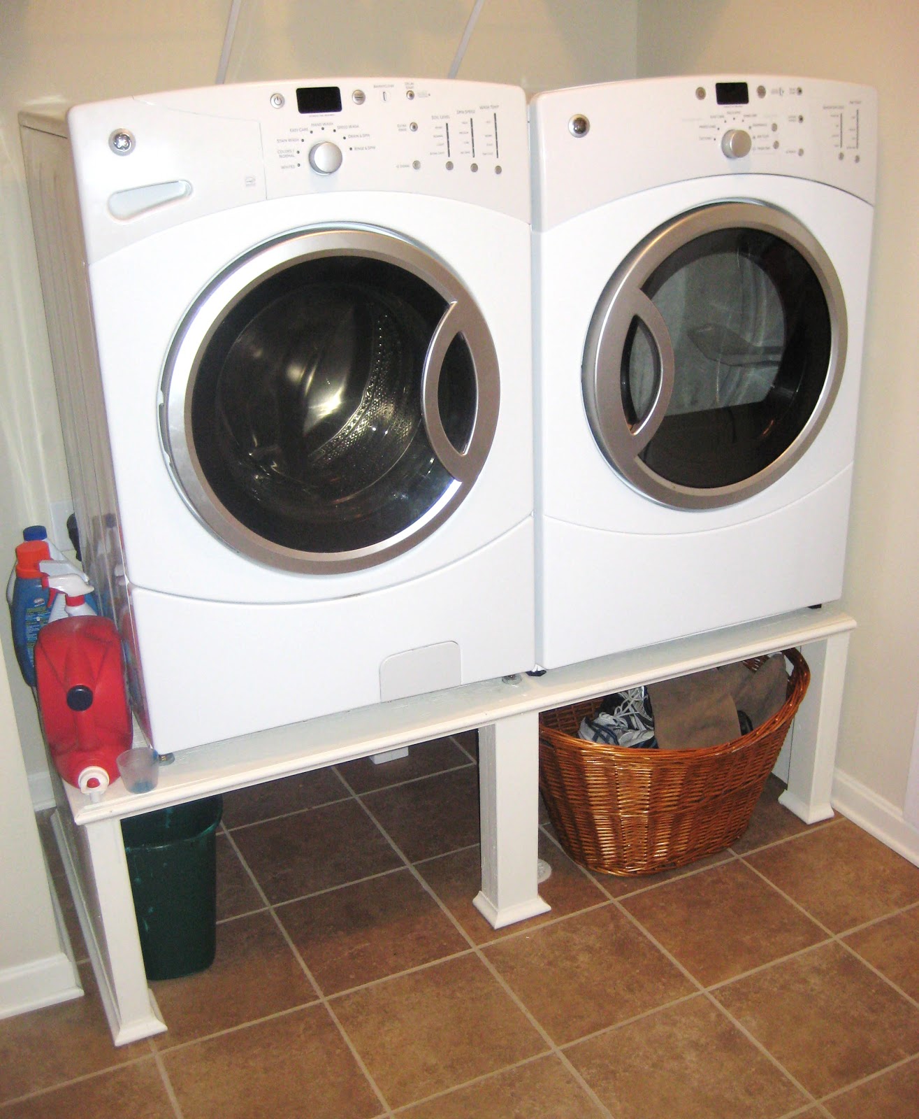 Savvy Chic Home: Washer and Dryer Stand Reveal