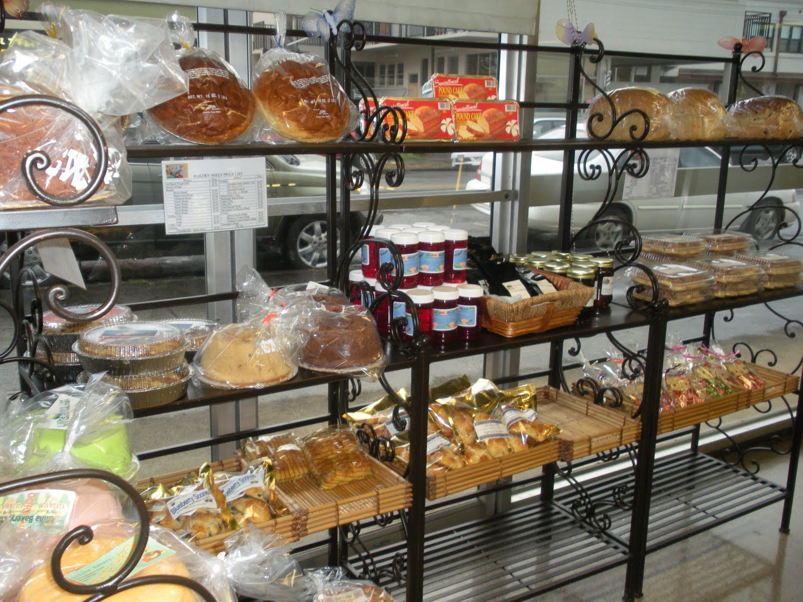 Quarterlife Adventures: The Best Cream Puffs in Hawaii - Liliha Bakery