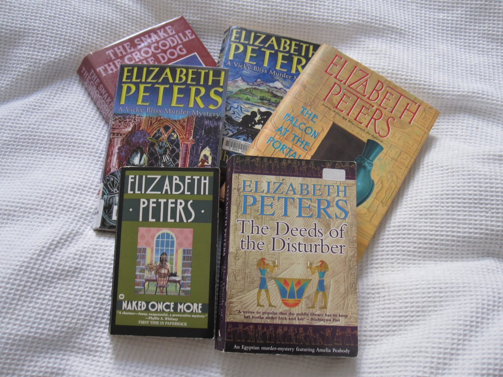 Bookends: Elizabeth Peters: a lot of books to read