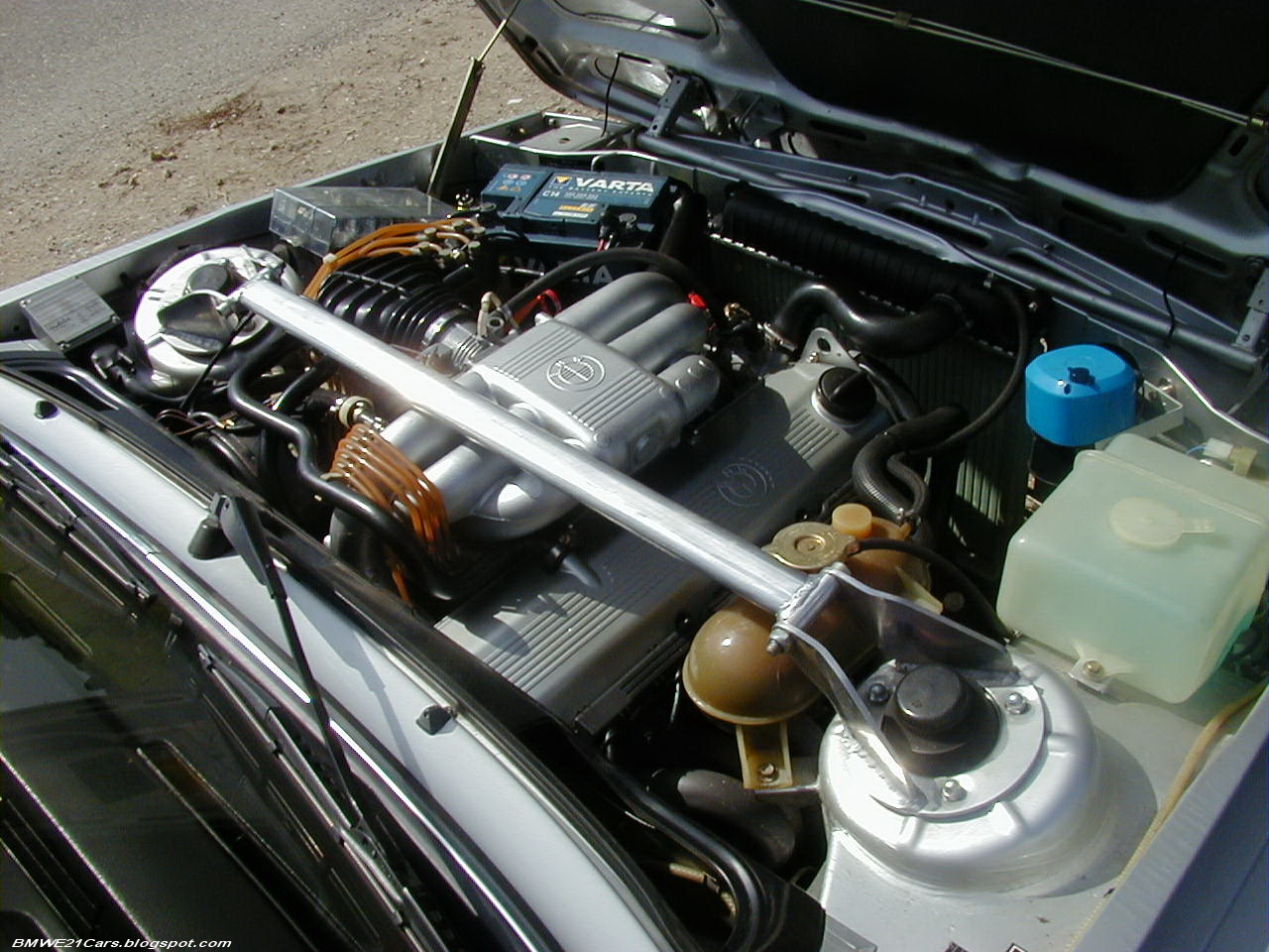 BMW E21 CARS: E21 323i tuning