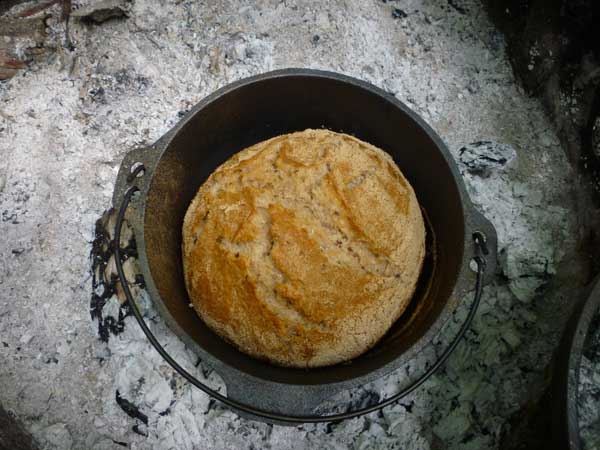 exorphin junkie: Everyday Bread #54 - Camp Bread in a Dutch Oven: Paul ...