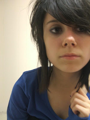 Hairstyles for Men and Women: Cuuuute! Pics from Courtney! -cute girl 2009