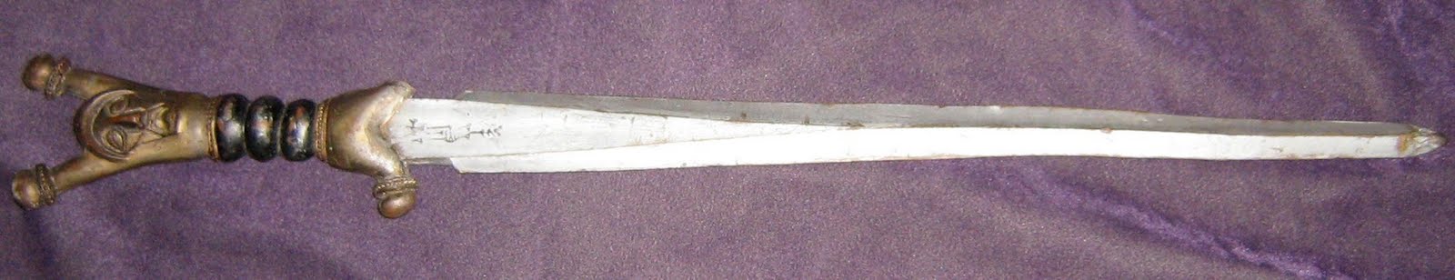 Swords and Sandals: Sumerian Sword from "Faith," "Descent" and "Darkness Rising"