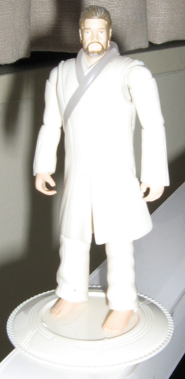 Tron: De-Rezzed: Kevin Flynn Core Figure