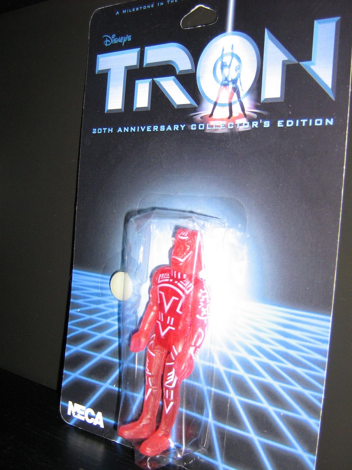 Tron: De-Rezzed: NECA Sark Figure