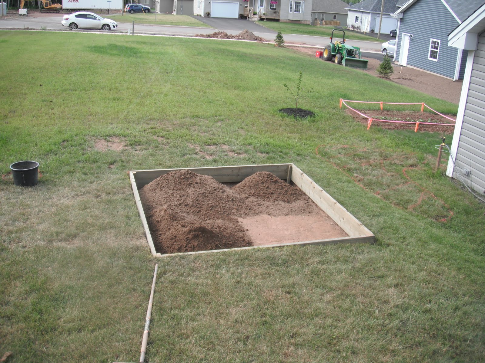 it's all fun and games: sandy sand box!